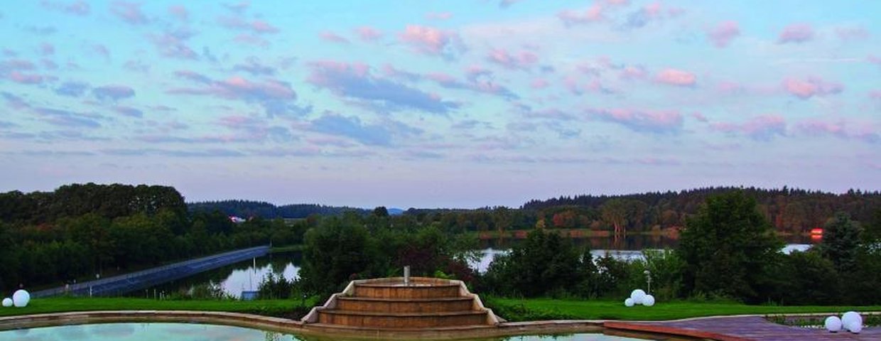 Der Stausee Losheim: Die besten Urlaubsangebote | Seen.de